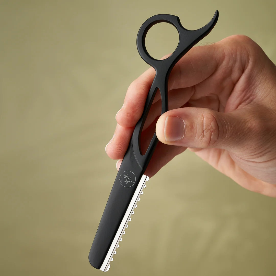 Three Razor Techniques You Need To Know Now – Leaf Scissors